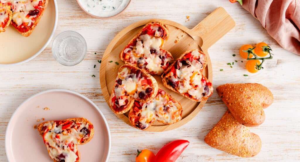 Leckere Kinderpizza - Freche Freunde Kochideen